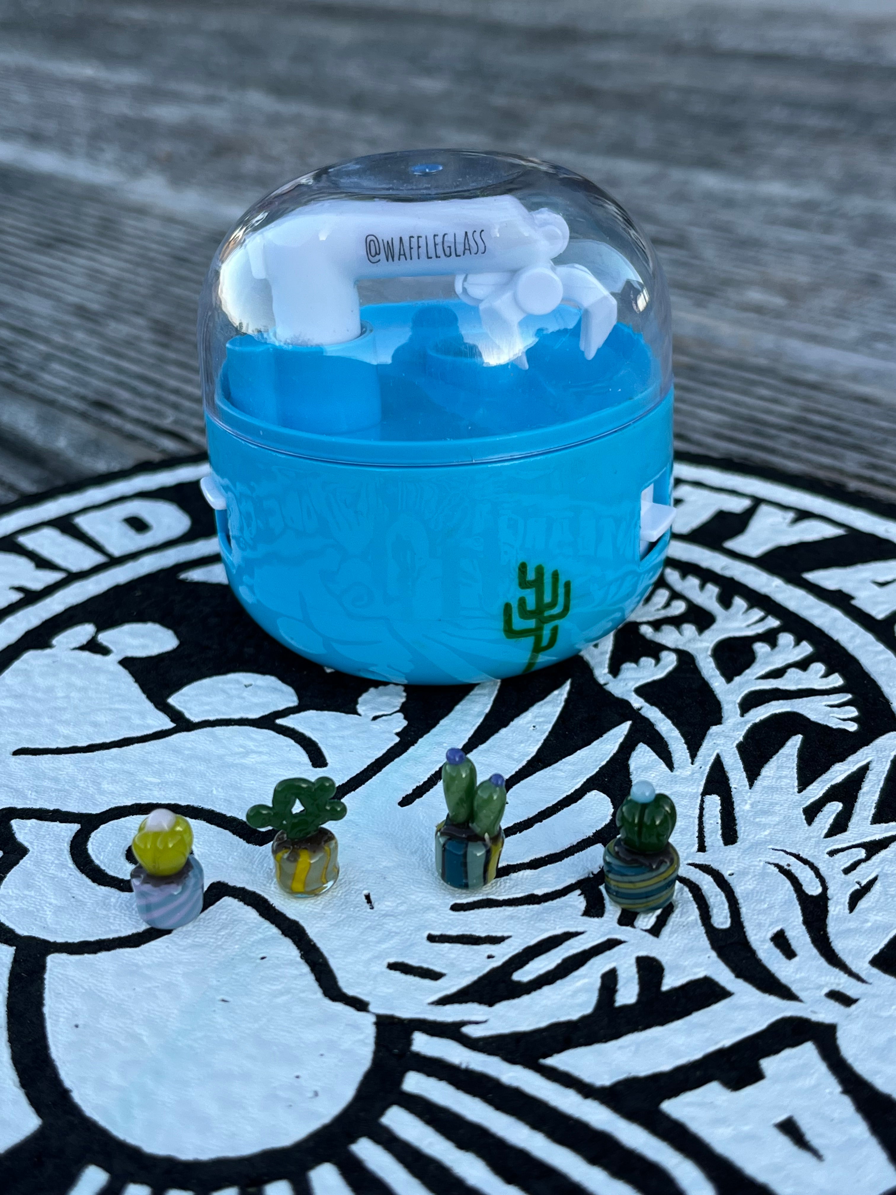 Waffle Glass Terp Pearl Claw Machine - Cactus Themed – Off Grid Society ...