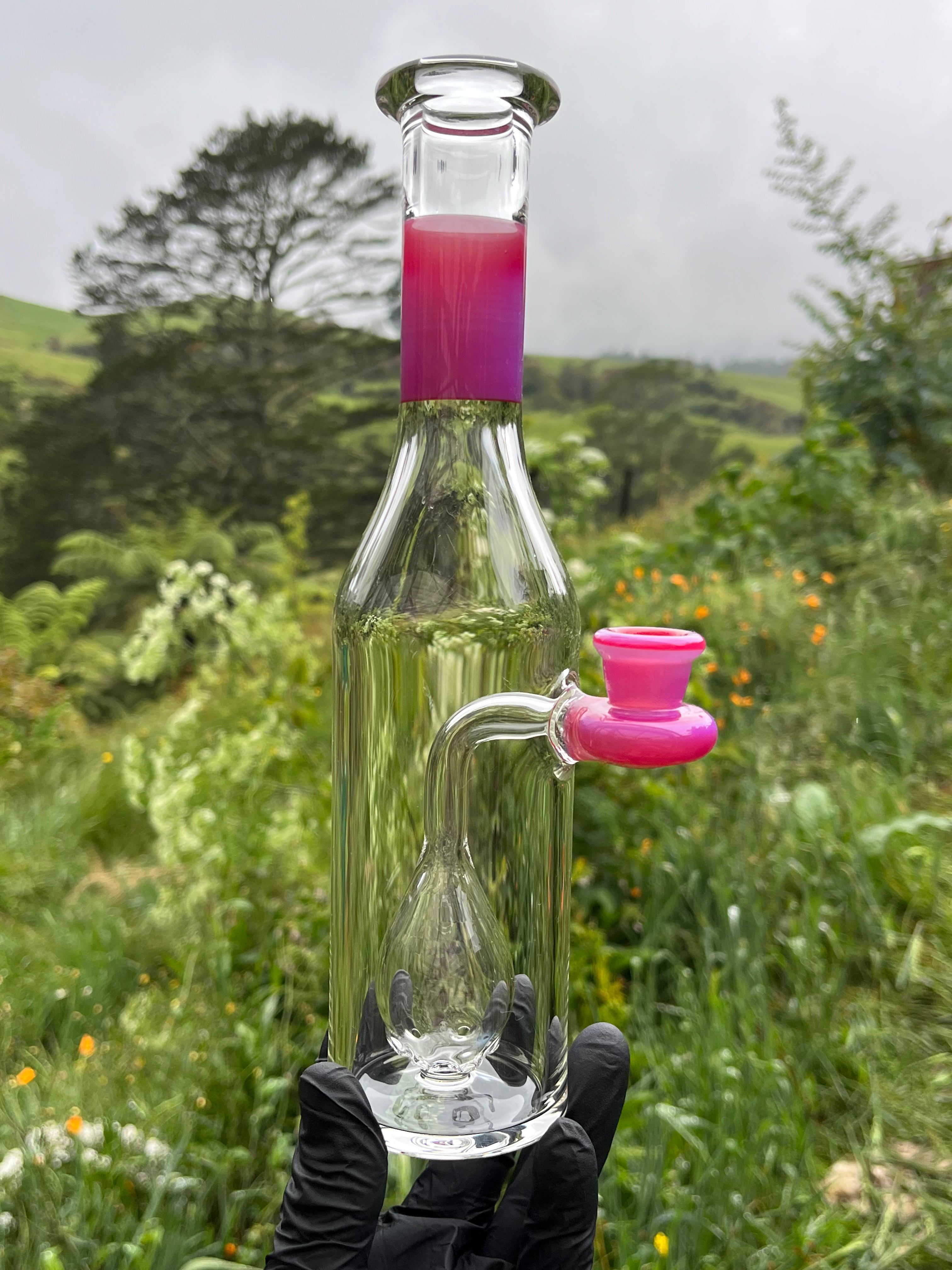Uzzi Glass Sake Large - Neo Opal Over Cinnabar – Off Grid Society Aotearoa